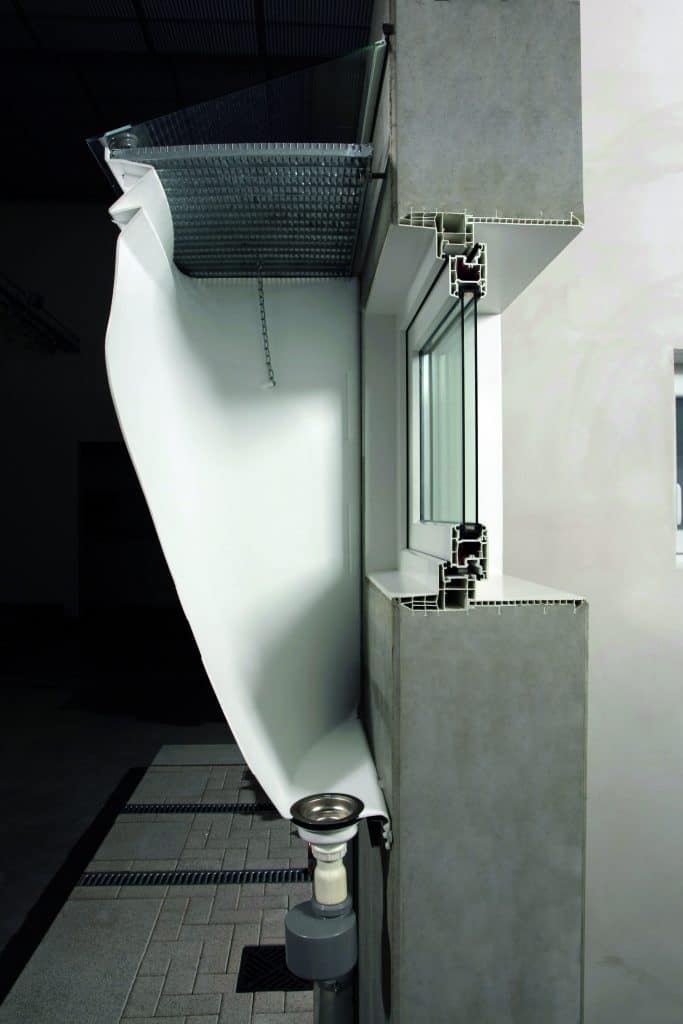 Quels sont les avantages de la courette anglaise